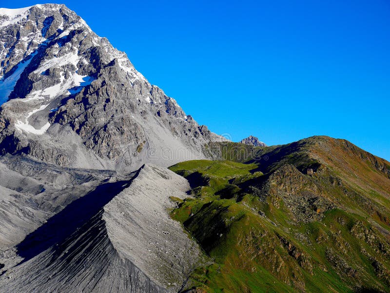 Mountain Range, Mountainous Landforms, Ridge, Mountain Picture. Image ...