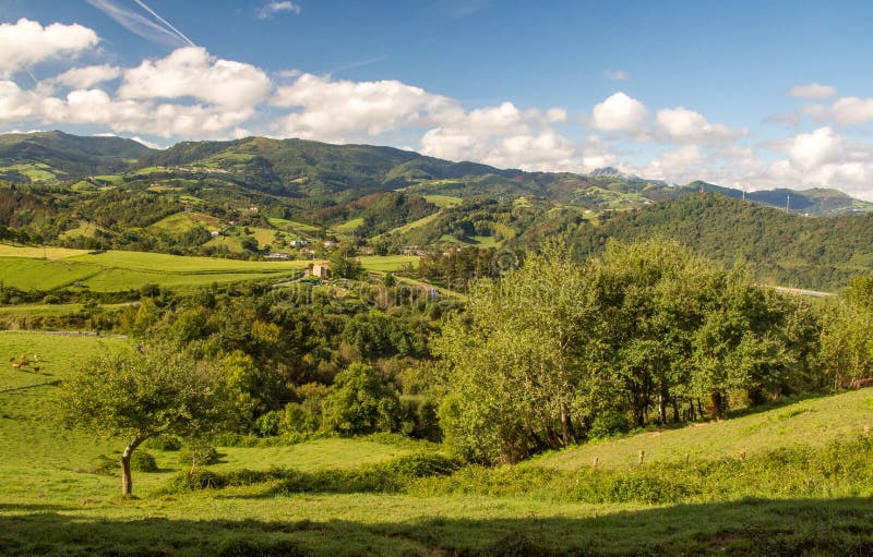 Mountains in the Basque Country Stock Photo - Image of bizkaia, abrupt ...