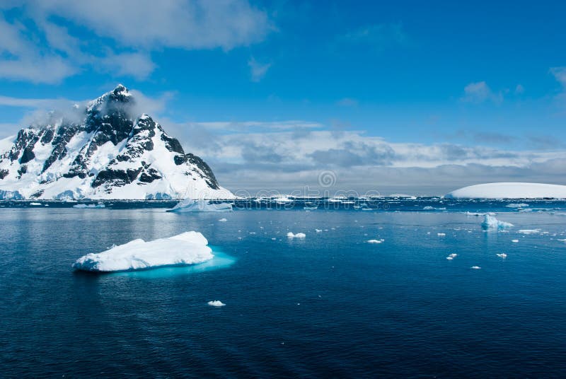 View of Antarctica stock image. Image of penguin, snow - 10855389