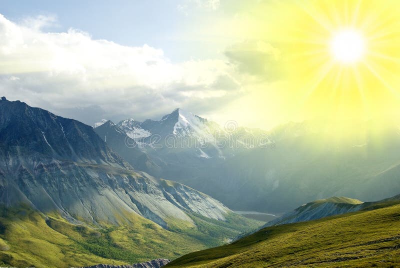 Mountains Valley in a Rays of Sun Stock Image - Image of evening, light ...