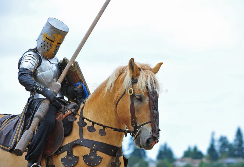 Mounted Knight prepares editorial photography. Image of contest - 20759397