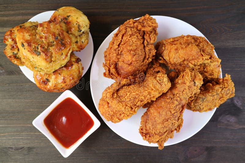 Crispy Fried Chickens with Aromatic Herb Biscuits Served on Wooden ...
