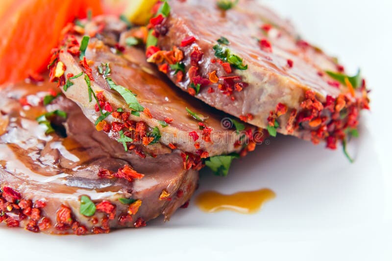 Mouton cuit photo stock. Image du comestible, sauces - 35091600
