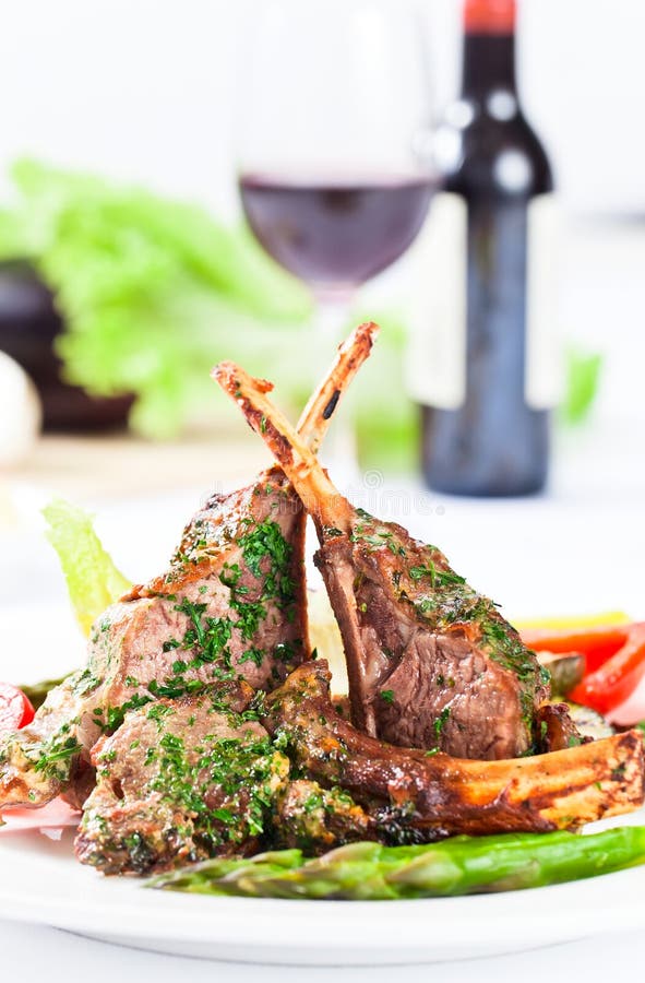 Mouton cuit photo stock. Image du comestible, sauces - 35091600