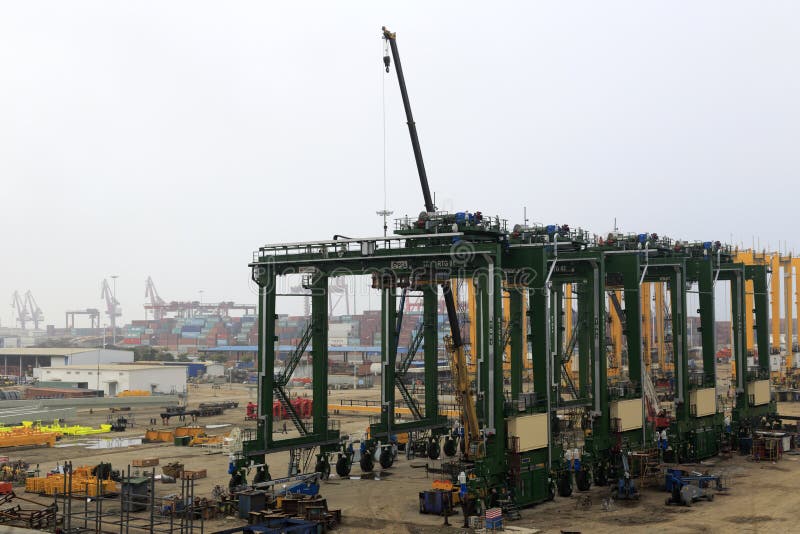 Movable Crane in Zhangzhou Port Editorial Stock Image - Image of ...