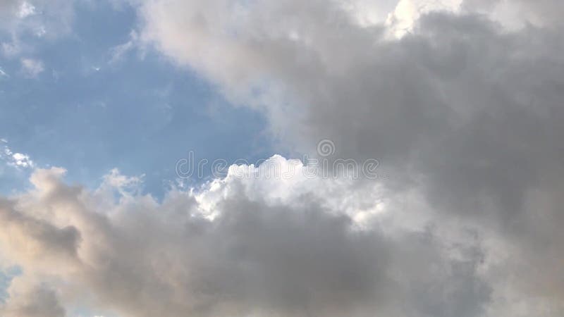 Moving Dark Clouds in the Sky Stock Footage - Video of cloud, dramatic ...