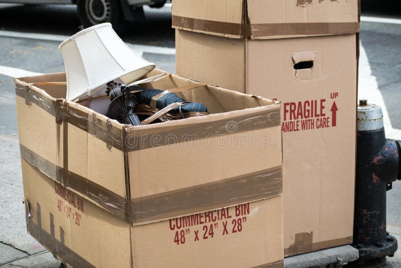 Moving Lamp in Moving Boxes. Stock Image - Image of furniture, delivery ...