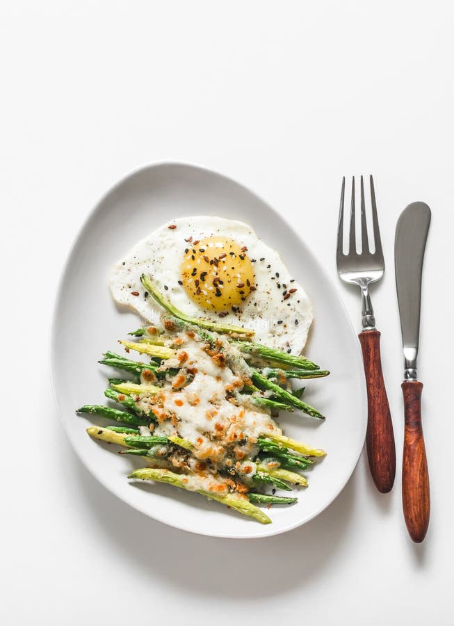 Mozzarella, Lemon Bread Crumbs Baked Green String Beans and Fried Egg ...