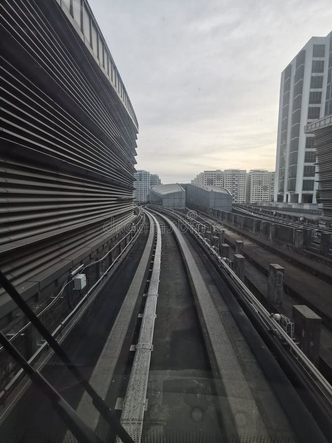 Mrt subway building stock image. Image of track, lane - 265305515