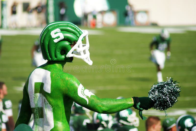 MSU Vs Northwestern Football Fan Editorial Photo - Image of grin, ncaa ...