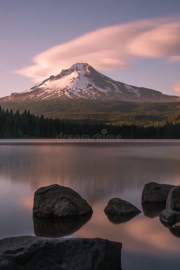 Mt Hood Oregon Sunset Reflections Stock Image - Image of reflections ...