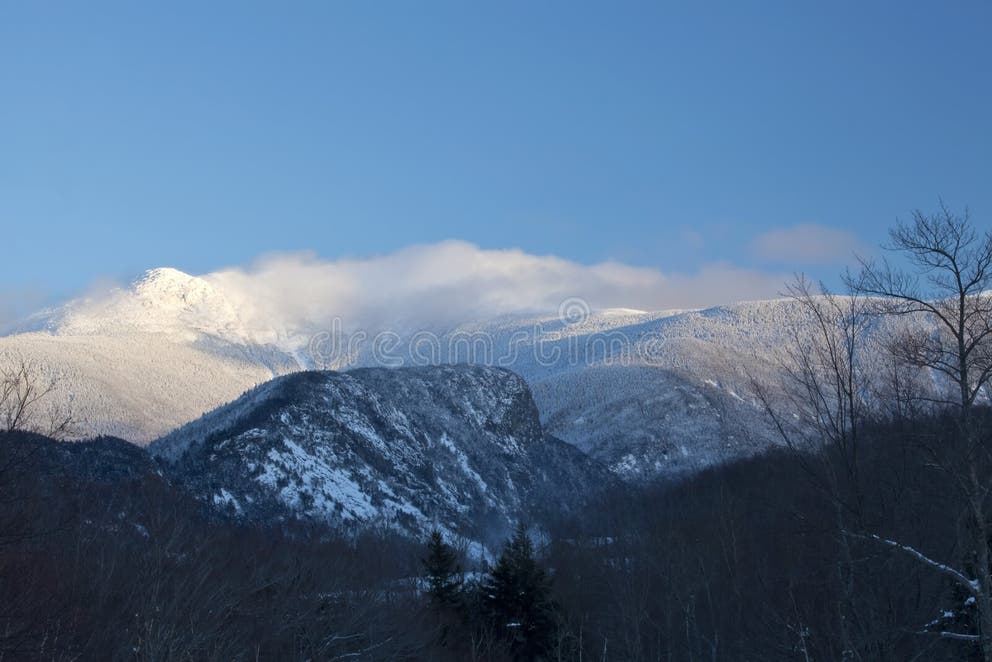 Mt. Lafayette in clouds stock photo. Image of park, summit - 28904454