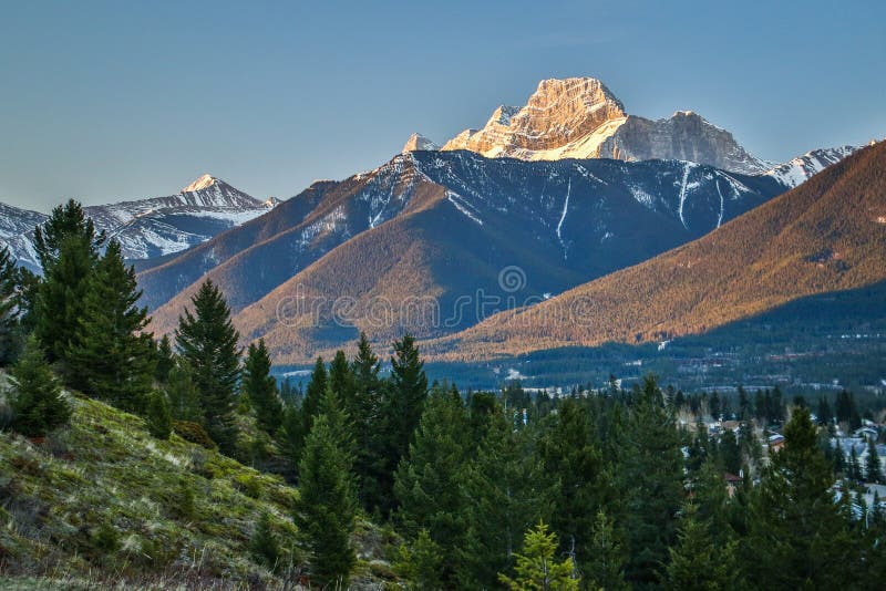 Mt. Laugheed View from Benchlands Terrace Viewpoint in Canmore, Canada ...