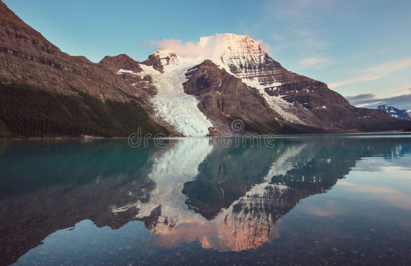 Mt Robson stock image. Image of outdoor, park, columbia - 163153817