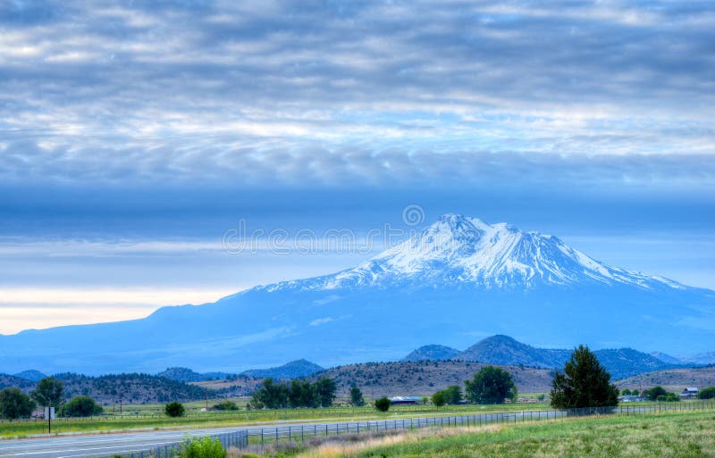 Mt.Shasta stock photo. Image of snow, destinations, travel - 44085494