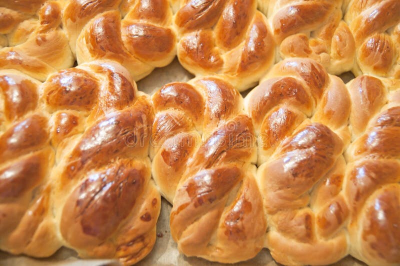 Mucenici: Biscotti Rumeni Tradizionali Fotografia Stock - Immagine di ...