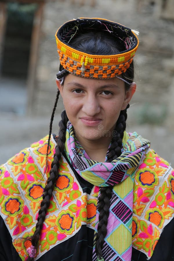 Retrato De Los Niños De Kalasha Foto de archivo editorial - Imagen de ...