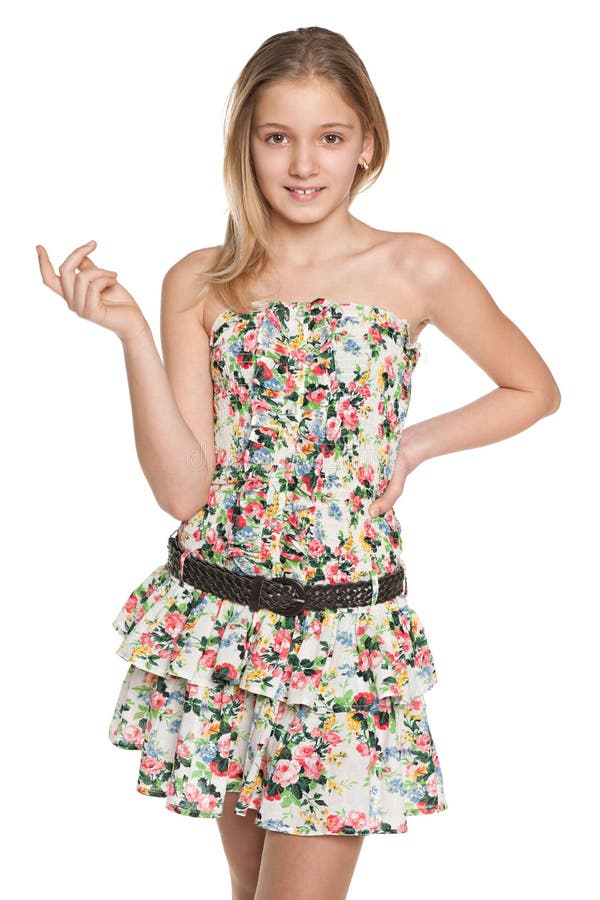 Muchacha Sonriente Del Preadolescente De La Moda Imagen de archivo ...