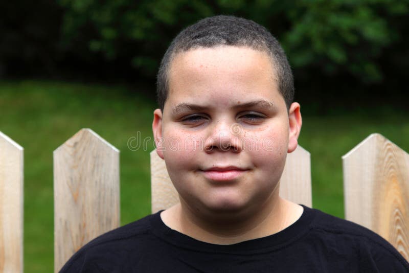 Muchacho feliz imagen de archivo. Imagen de adolescente - 8023697