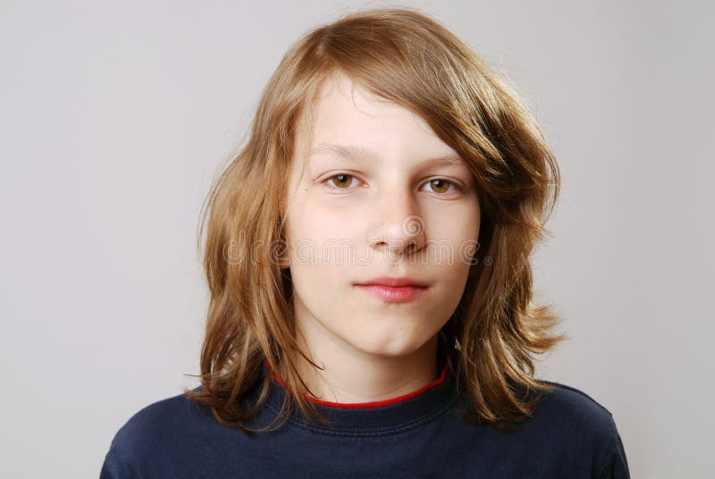 Muchacho feliz imagen de archivo. Imagen de cabritos - 19648531