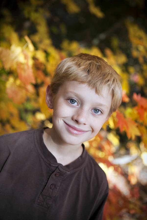 Muchacho lindo foto de archivo. Imagen de nariz, lifestyle - 20629156