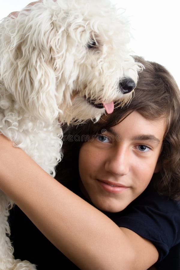 Muchacho y perro foto de archivo. Imagen de felicidad - 2981246