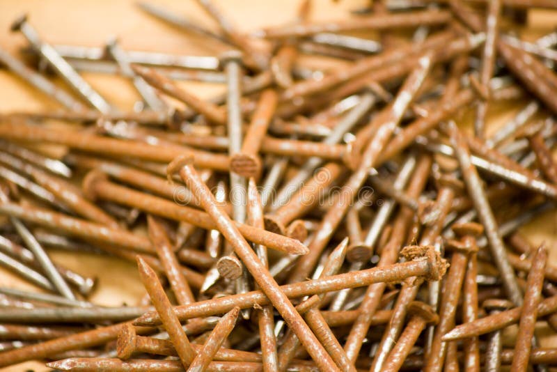 Muchos Clavos En Pisos De Madera Foto de archivo - Imagen de fondo ...