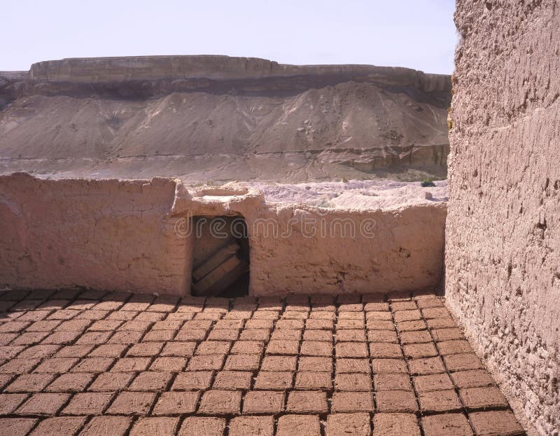 Drying Straw Reinforced Mud Bricks in Yemen Stock Image - Image of ...