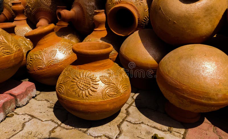 Mud Pot, Earthen Pot, Container Traditional Stock Image - Image of ...