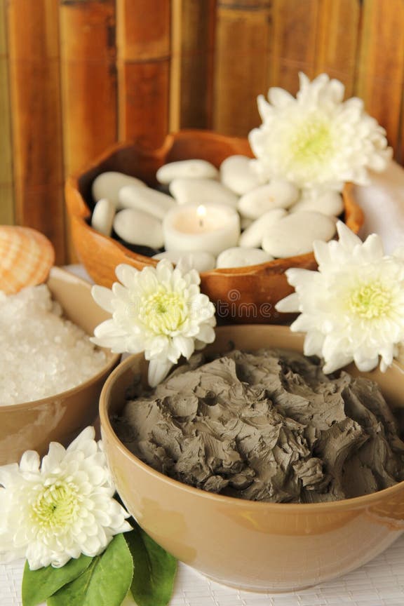 Mud spa stock image. Image of green, garden, candle, body - 30636097