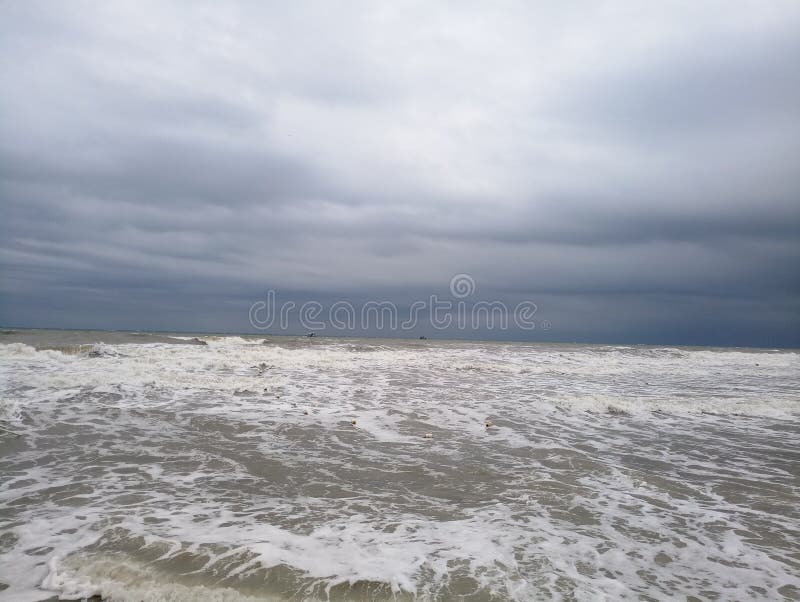 Muddy Sea Water on a Cloudy Day Stock Photo - Image of river, ocean ...