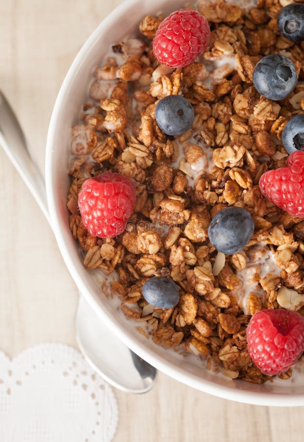 Muesli with berries stock photo. Image of flakes, diet - 32837606