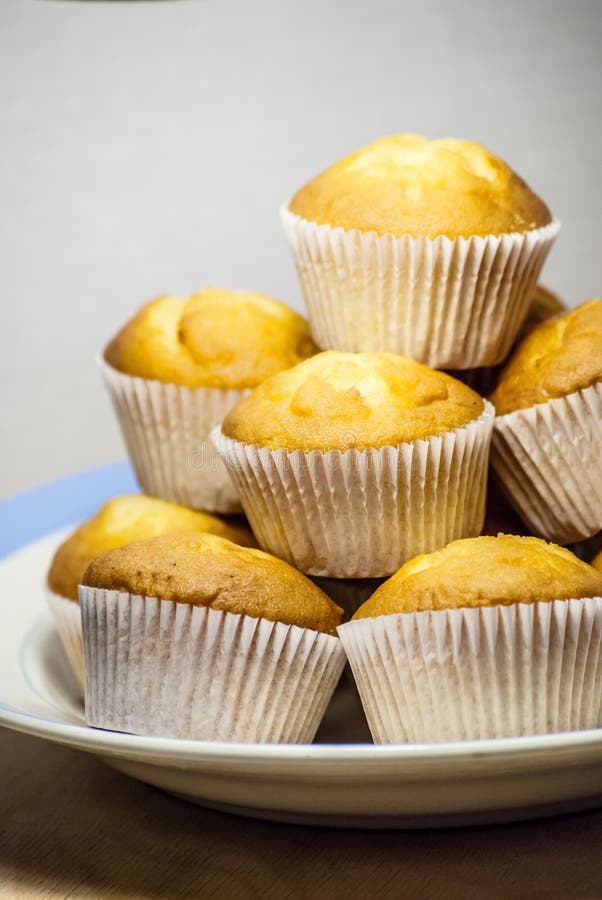 Muffins on plate stock image. Image of bakery, muffin - 31945977
