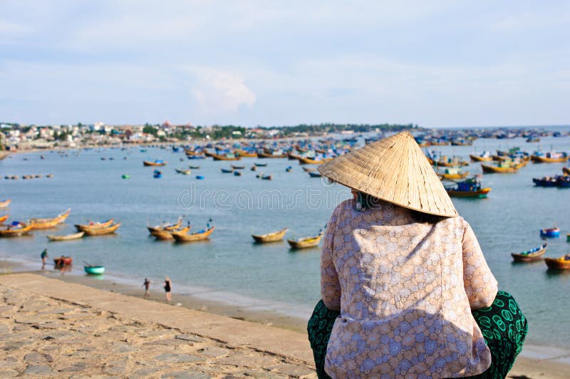 Mui Ne beach editorial image. Image of horizon, china - 28651240