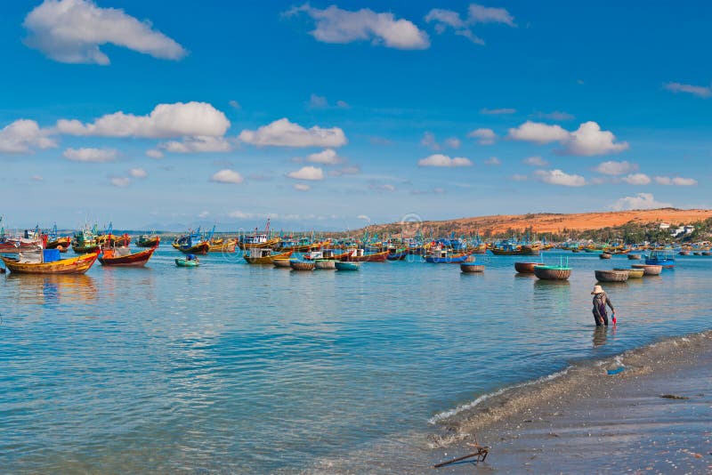 Mui Ne beach editorial stock image. Image of destination - 28561374
