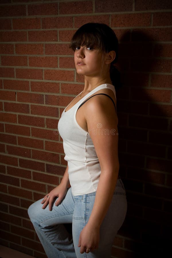 Mujer atractiva del Latino imagen de archivo. Imagen de hembra - 16624675