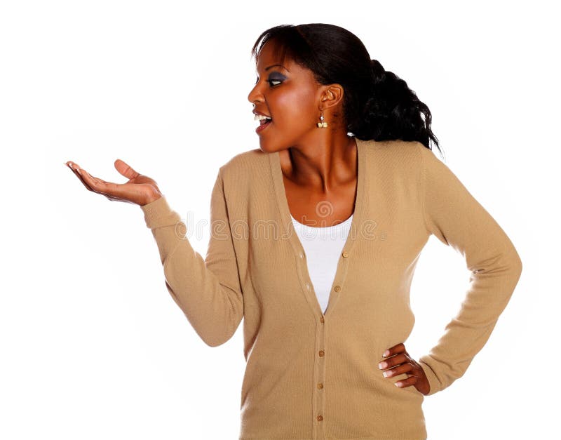 Mujer Bastante Joven Con La Mano Extendida Foto de archivo - Imagen de ...