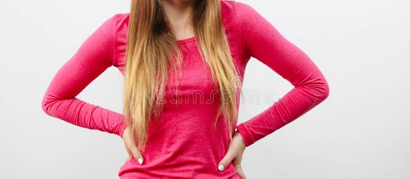 Mujer Con Las Manos En Caderas Imagen De Archivo Imagen De Seductor