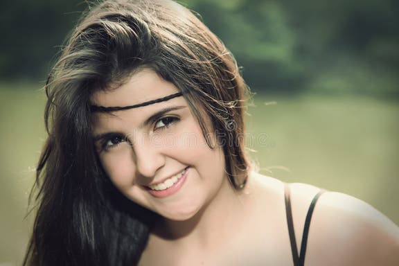 Mujer de la belleza imagen de archivo. Imagen de muchacha - 26504173