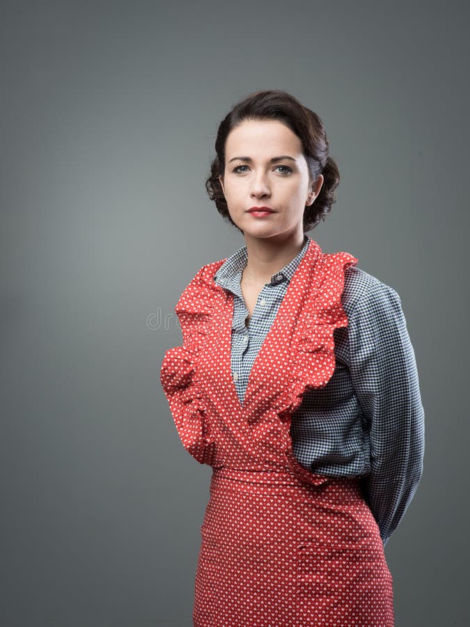 Mujer Del Vintage En Delantal Foto de archivo - Imagen de cocinero ...