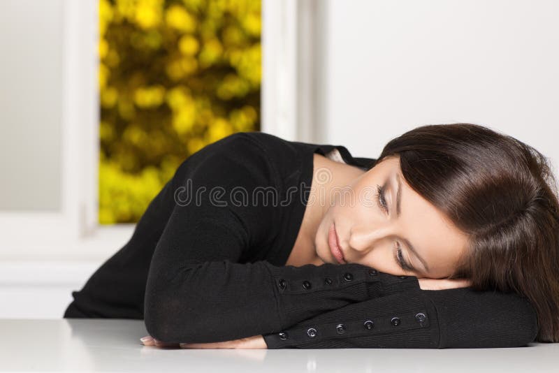 Mujer deprimida. foto de archivo. Imagen de cara, soledad - 32740502