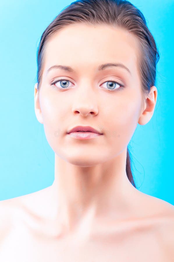 Mujer en azul imagen de archivo. Imagen de feliz, humano - 19909959