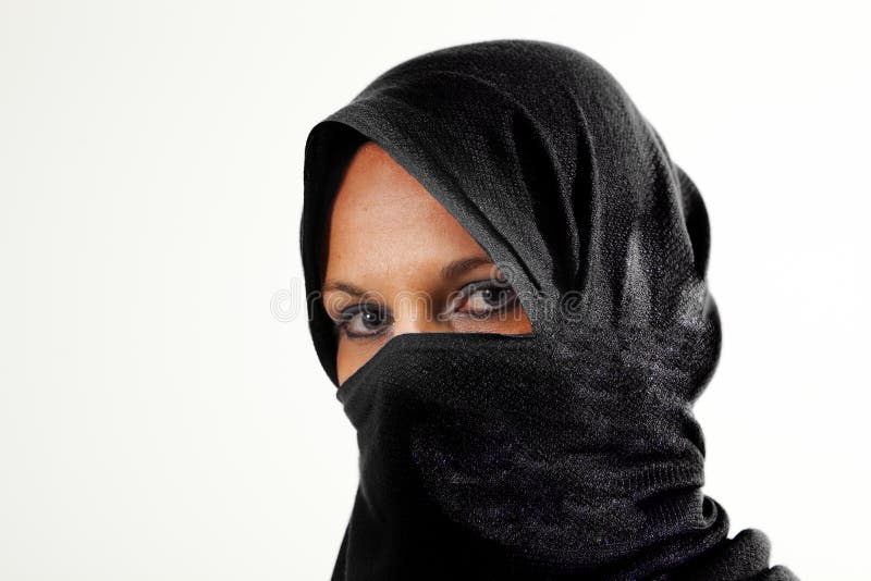 Mujer con burka imagen de archivo. Imagen de ocultado - 21963499