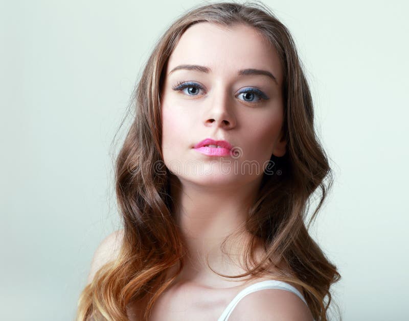 Mujer normal imagen de archivo. Imagen de pelo, lindo - 95501225