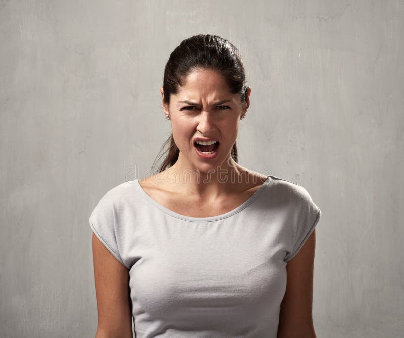 Mujer enojada imagen de archivo. Imagen de adulto, humano - 89859553