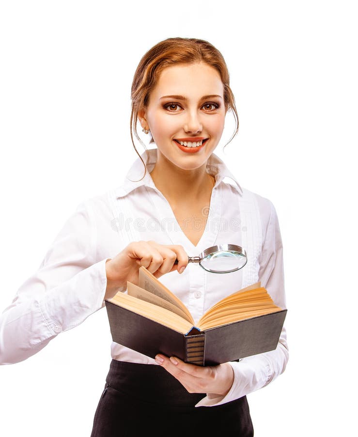 Mujer Hermosa Con La Lupa Y Los Libros Foto de archivo - Imagen de ...