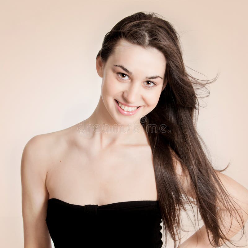 Mujer moderna hermosa foto de archivo. Imagen de gente - 19173176