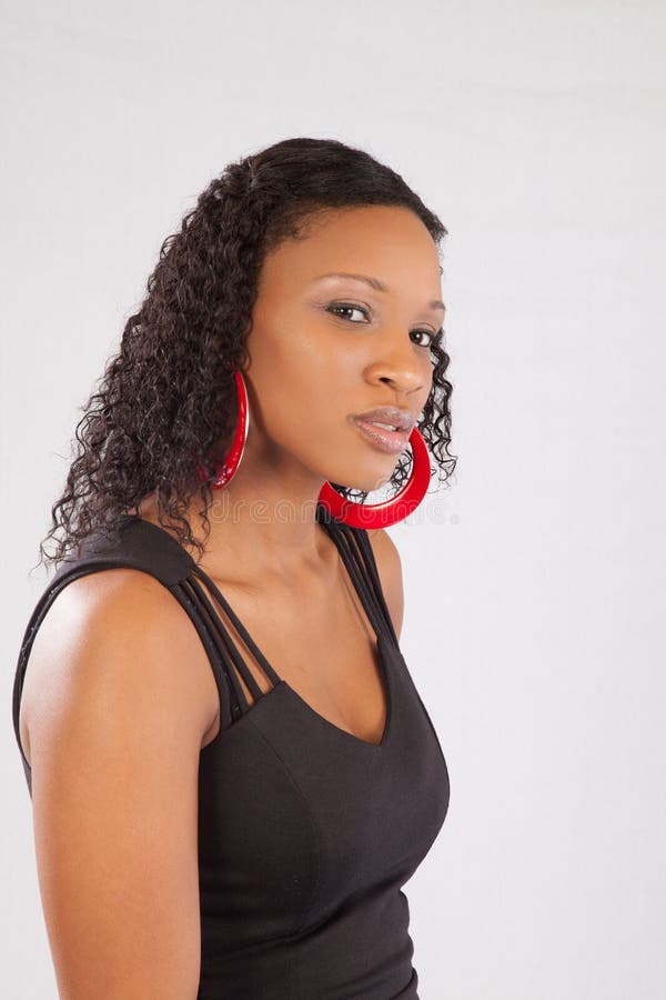 Mujer Negra En Equipo Negro Foto de archivo - Imagen de africano ...