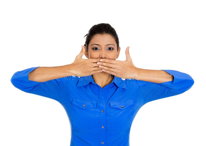 Mujer Que Cubre La Boca Cerrada Imagen de archivo - Imagen de cara ...