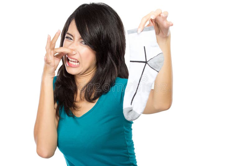 Mujer Que Sostiene La Ropa Sucia Imagen de archivo - Imagen de adentro ...